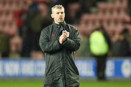 Crewe Alexandra Assistant Manager Kenny Lunt Editorial Stock Photo ...