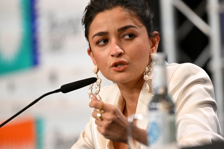 Indianborn British Actress Alia Bhatt Attends Editorial Stock Photo ...
