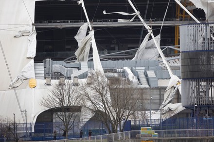 O2 Arena roof damaged by Storm Eunice, London, UK - 18 Feb 2022 Stock ...