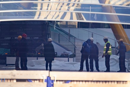 imágenes de O2 Arena Roof Damage Aftermath, London, UK - 19 Feb 2022 ...