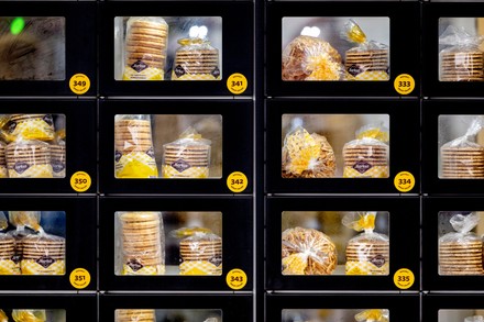 Waddinxveen Has First Stroopwafel Machine World Editorial Stock Photo ...
