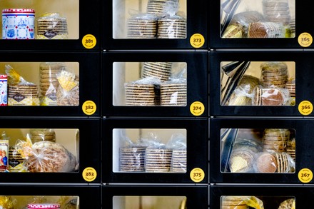 Waddinxveen Has First Stroopwafel Machine World Editorial Stock Photo ...