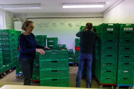 500 Food crates Stock Pictures, Editorial Images and Stock Photos ...