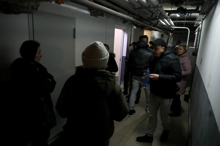 Shelter in basement of Kyiv tower block, Ukraine - 25 Feb 2022 Stock ...