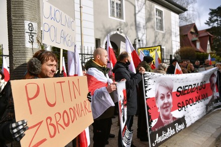 Picket in front of the Consulate General of the Russian Federation in ...