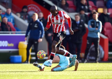 Brentfords Yoane Wissa Action Against Newcastles Editorial Stock Photo ...