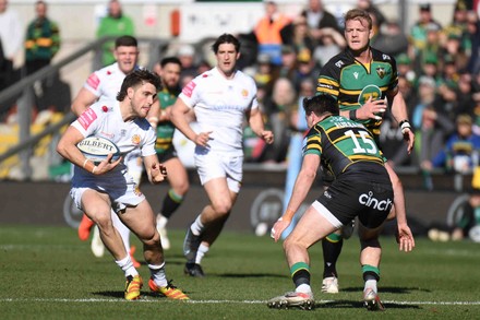 Exeter Chiefs Scrumhalf Sam Maunder 9 Editorial Stock Photo - Stock ...