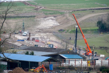 HS2 DRILLING RIGS EQUIPMENT WHERE ONCE Editorial Stock Photo - Stock ...