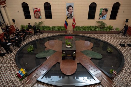 View Flowers On Tomb Hugo Chavez Editorial Stock Photo - Stock Image ...