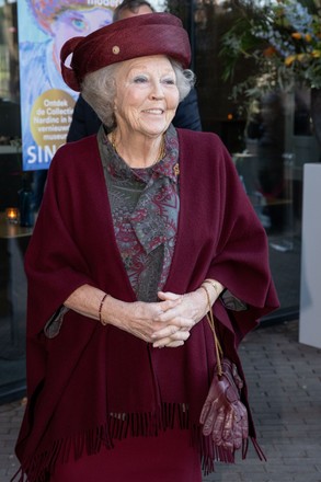 princess beatrix opens new museum wing singer Stock Photos (Exclusive ...