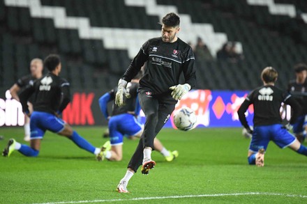 Cheltenham Town Goalkeeper Scott Flinders 20 Editorial Stock Photo ...