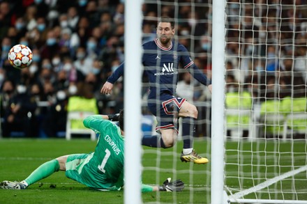 Lionel Messi Psg Thibaut Courtois Real: redaktionellt stockfoto ...