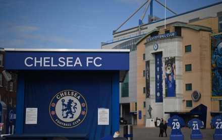 Media Gather Outside Chelsea Football Clubs Editorial Stock Photo ...