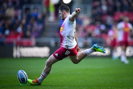 Will Edwards Harlequins Attempts Kick Conversion Editorial Stock Photo ...