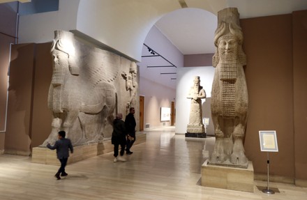 People Visit Iraqi National Museum Baghdad Editorial Stock Photo ...