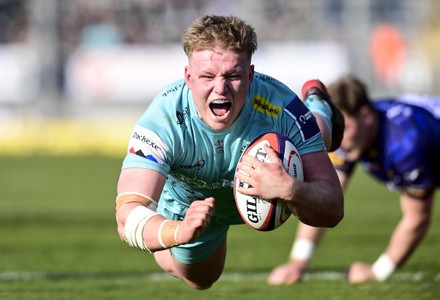 Jack Walsh Exeter Chiefs Kicks Conversion Editorial Stock Photo - Stock ...