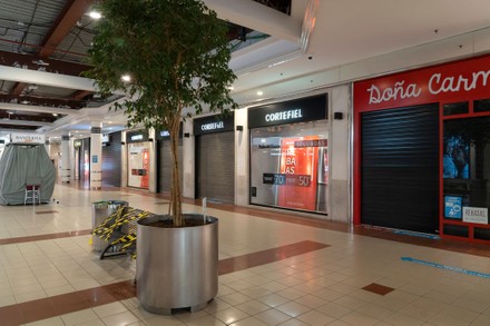 Empty Corridors Valle Real Shopping Center Editorial Stock Photo ...