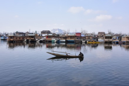 Weather In Kashmir, Srinagar, India - 24 Jan 2021 Stock Pictures ...