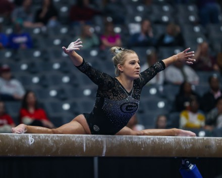 Kentuckys Arianna Patterson Leaps Into Air Editorial Stock Photo ...