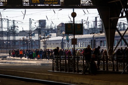 People Disembark Train After Fleeing Russian Editorial Stock Photo ...