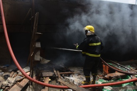 500 Lagos fire Stock Pictures, Editorial Images and Stock Photos ...