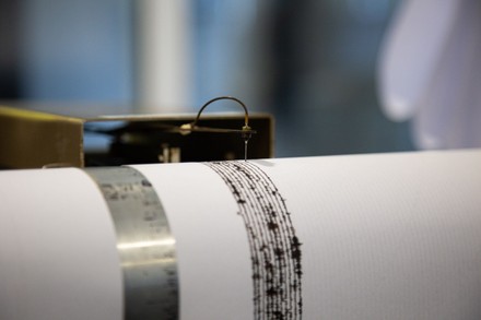 Analog Seismograph Seen Civisa Azores Seismovolcanic Editorial Stock ...