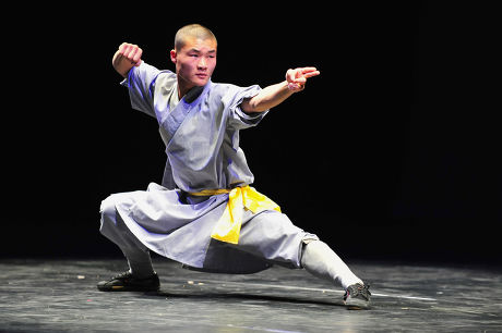 Shaolin Monks Demonstrating Kung Fu Performing Editorial Stock Photo ...