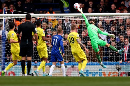 David Raya Brentford Makes Diving Save Editorial Stock Photo - Stock ...