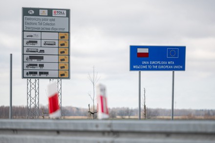 500 Country border sign Stock Pictures, Editorial Images and Stock ...