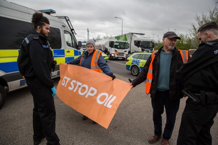 Fuel Protest in Thurrock, Thurrock, Essex, United Kingdon - 06 Apr 2022 ...
