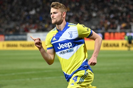 De Light Juventus Celebrating His Gaol Editorial Stock Photo - Stock ...