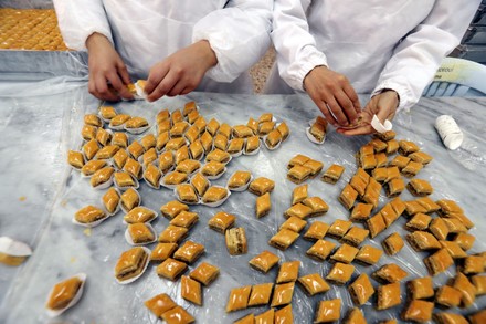Tunisian Women Make Tunisian Pastry Masmoudi Editorial Stock Photo ...