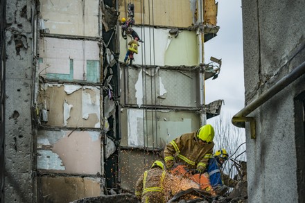 Rescuers Clean Debris Destroyed Building By Editorial Stock Photo ...