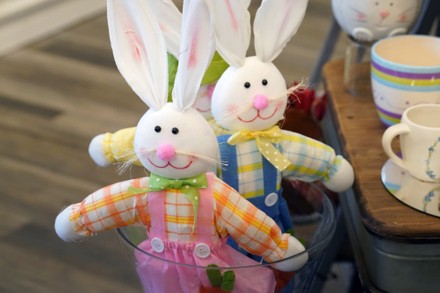 250 12 rabbits Stock Pictures, Editorial Images and Stock Photos ...