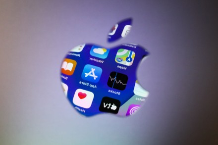 40 Iphone emblem Stock Pictures, Editorial Images and Stock Photos ...