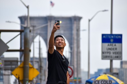 500 Crowded bridge Stock Pictures, Editorial Images and Stock Photos ...