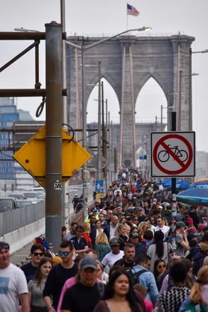 500 Crowded bridge Stock Pictures, Editorial Images and Stock Photos ...