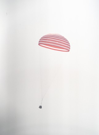 Return Capsule Shenzhou13 Manned Spaceship Lands Editorial Stock Photo ...