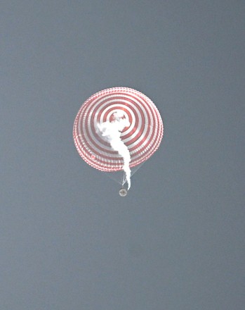 Return Capsule Shenzhou13 Manned Spaceship Lands Editorial Stock Photo ...