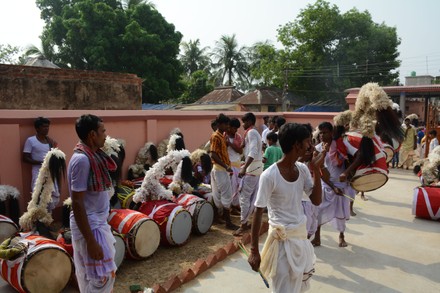 Dhakis Hindu Traditional Drummers Who Play Editorial Stock Photo ...