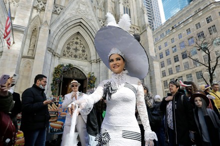 __COUNT__ Easter Sunday Parade in New York, USA - 17 Apr 2022 Stock ...