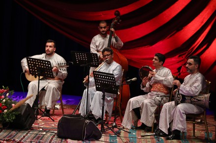 750 imágenes de Syrian music - Imágenes de stock, imágenes editoriales ...
