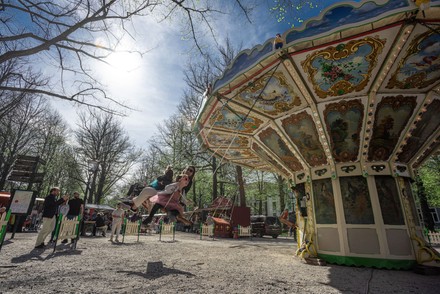 20,000 Carousel Stock Pictures, Editorial Images and Stock Photos ...