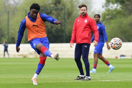 David Obou Crystal Palace U18s Warms Editorial Stock Photo - Stock ...