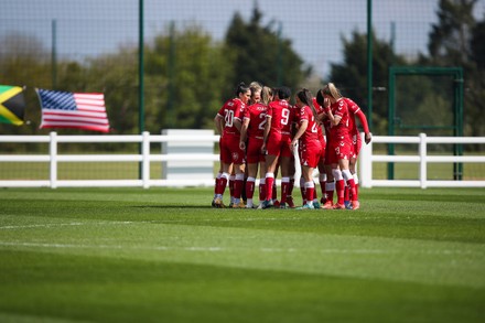Bristol City Women Team Huddle Editorial Stock Photo - Stock Image ...