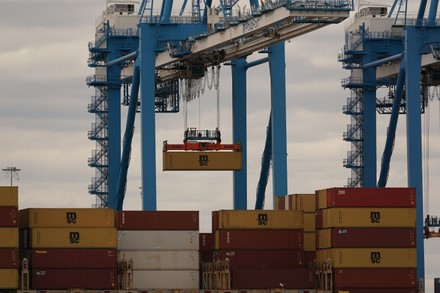 11 Holt logistics corp Stock Pictures, Editorial Images and Stock ...