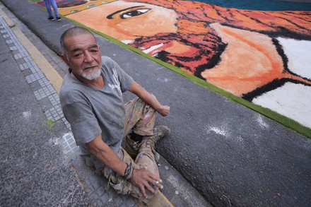 Artist Nelson Salgado Sits On Street Editorial Stock Photo - Stock ...