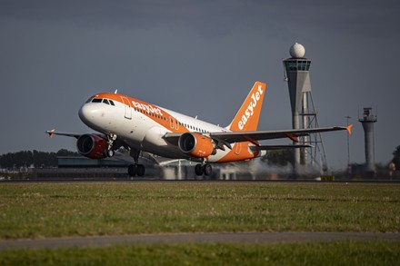 49 Easyjet airlines logo Stock Pictures, Editorial Images and Stock ...
