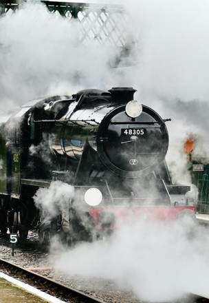 Steam Locomotive 48305 Stanier Class 8f Editorial Stock Photo - Stock ...