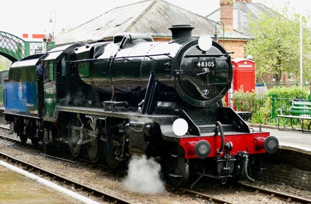 Steam Locomotive 48305 Stanier Class 8f Editorial Stock Photo - Stock ...